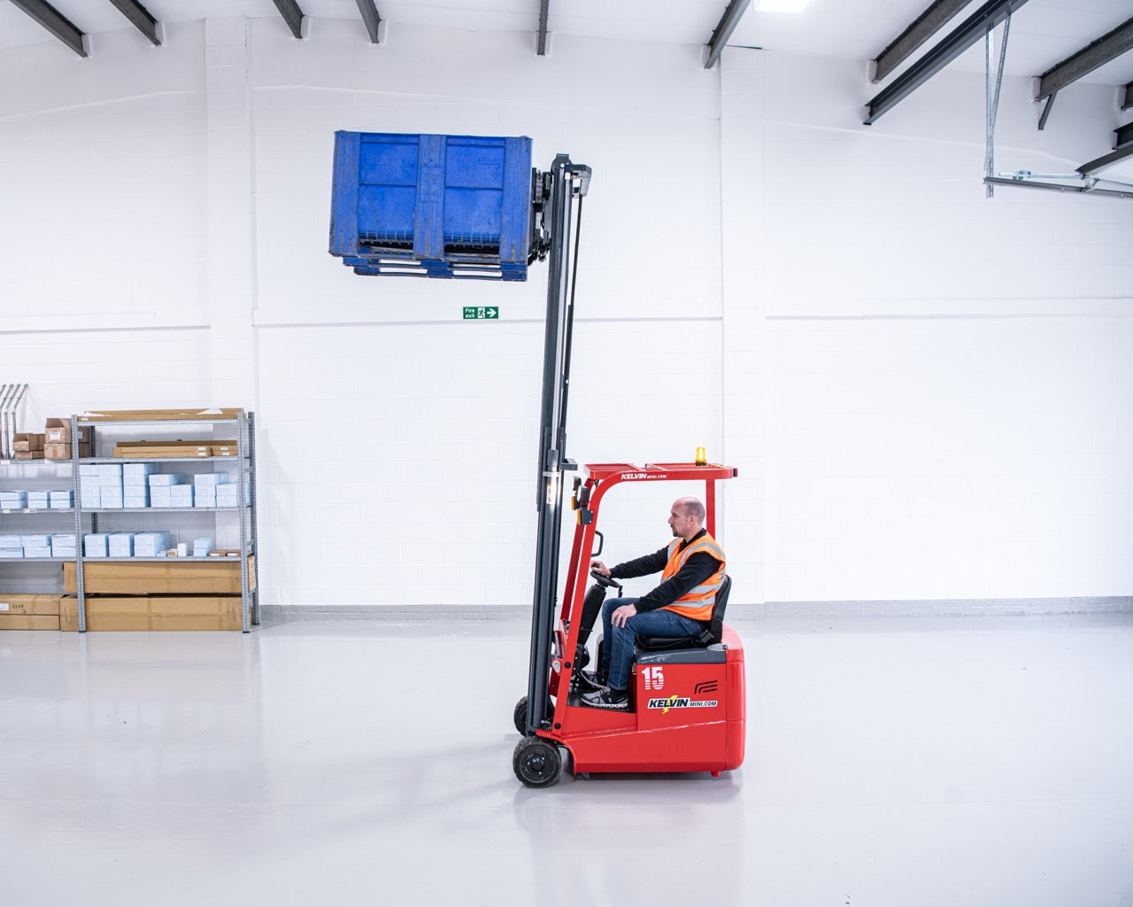 Mini Forklifts UK – Compact Electric Forklifts | Kelvin Engineering